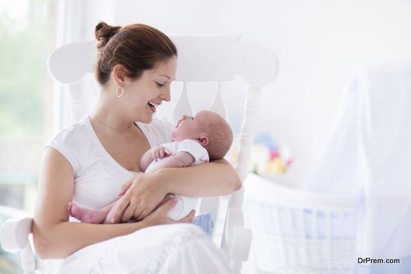 5 Ways to Make Your Baby’s First Few Months More Natural - Eco Friend